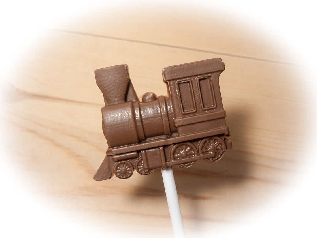 Set of 8 Belgian chocolate train lollipops – RadChocs